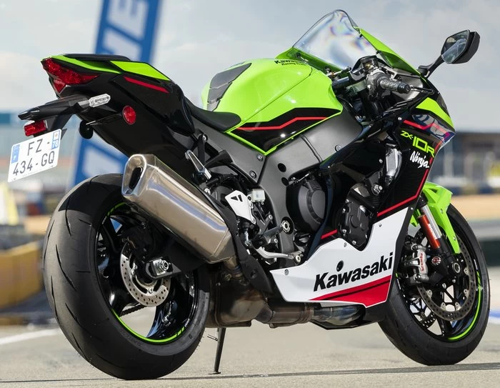 Prueba Motoplanete de la Kawasaki Ninja 1000 ZX-10R 2021